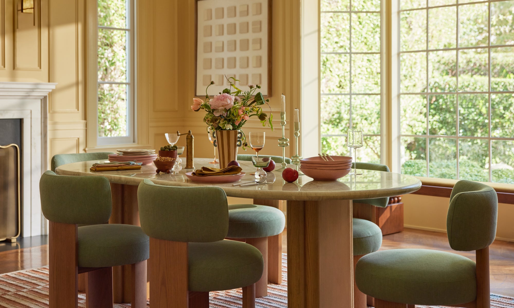 Modern + Bright Dining Room Design Inspiration