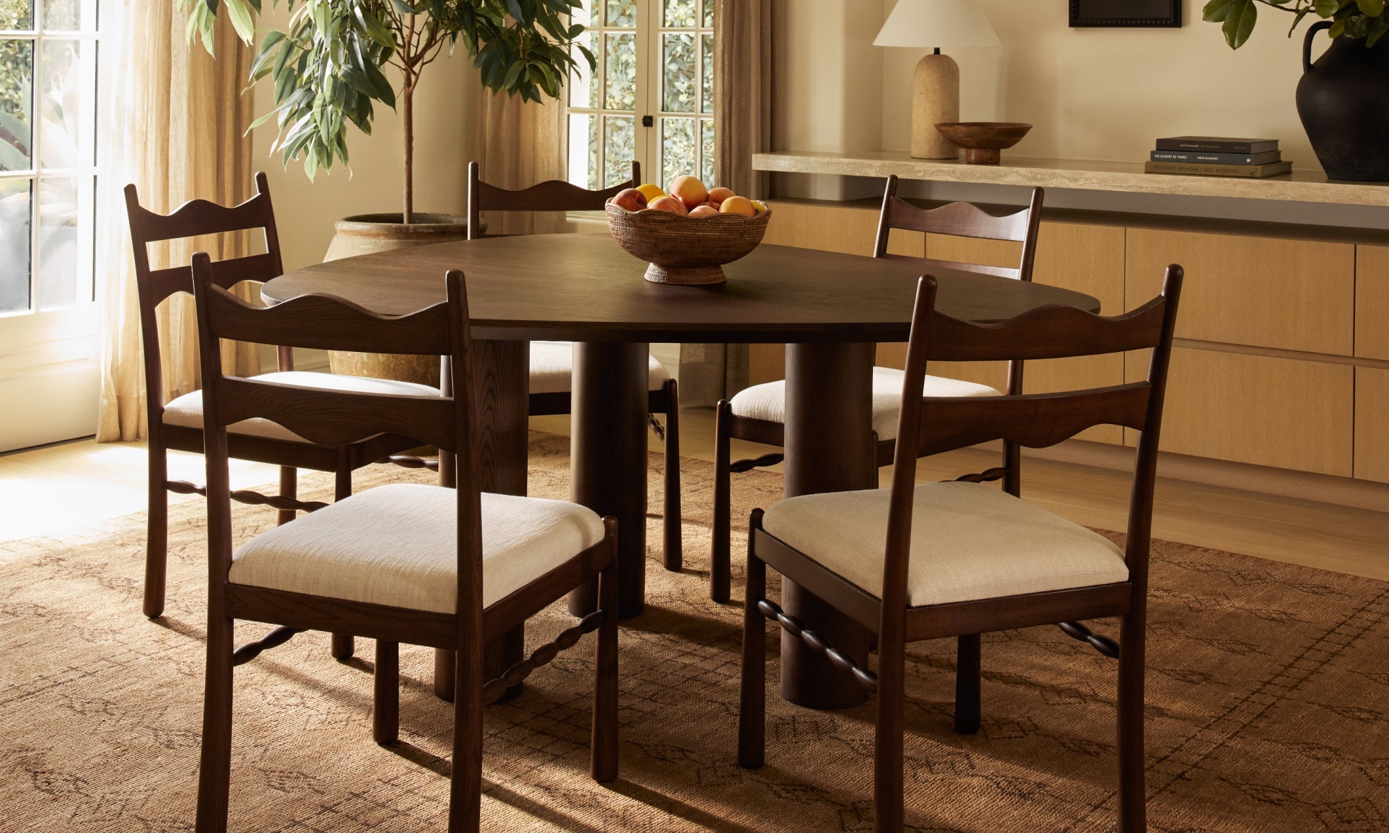Effortlessly Beautiful Dining Room Look