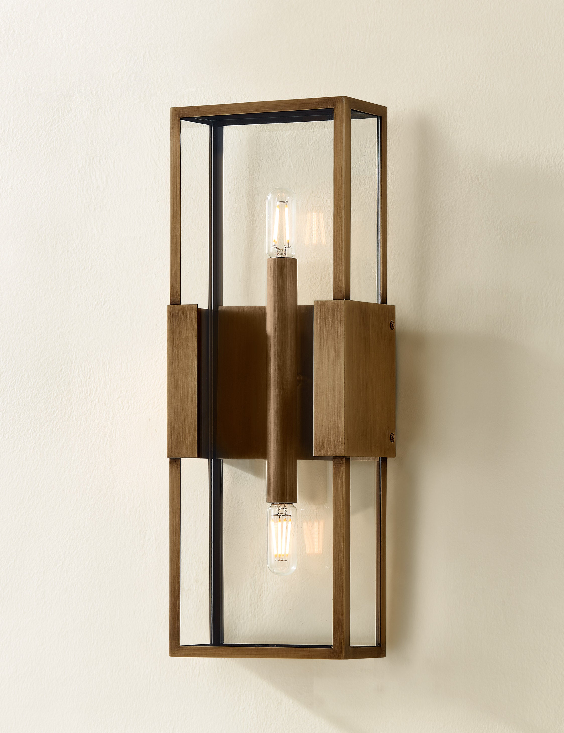 Ambre Linear Indoor / Outdoor Sconce