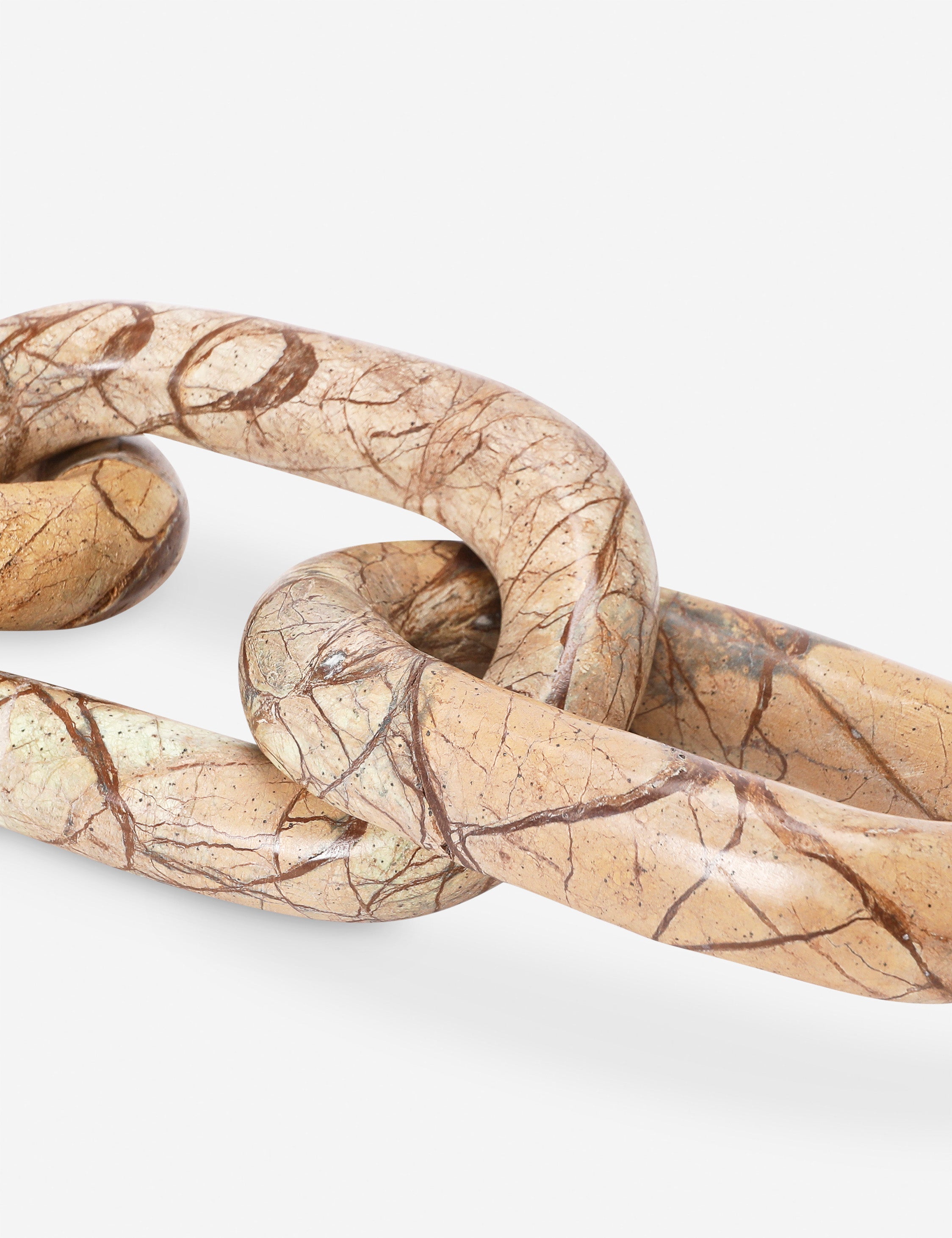 Almarine Chain Décor