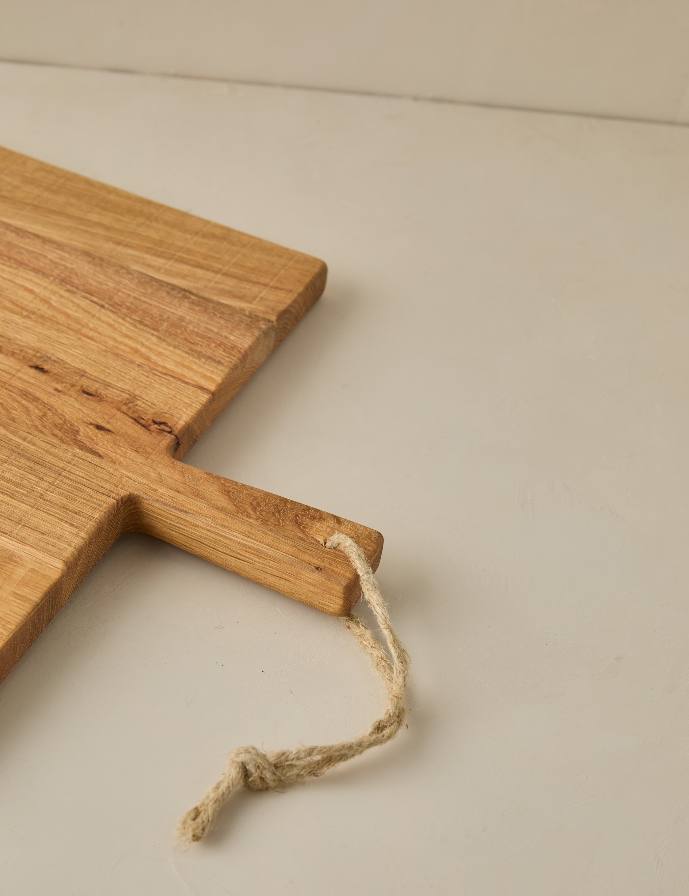 Handcrafted Rectangular Oak Serving Board by etúHOME
