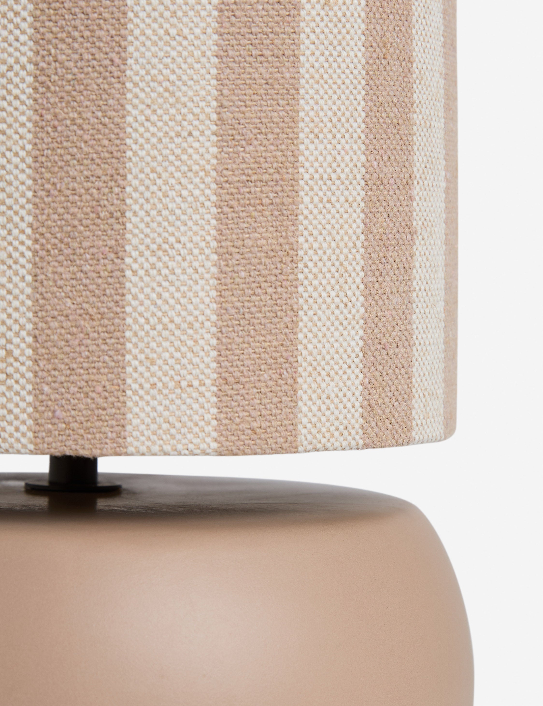 Dee Table Lamp