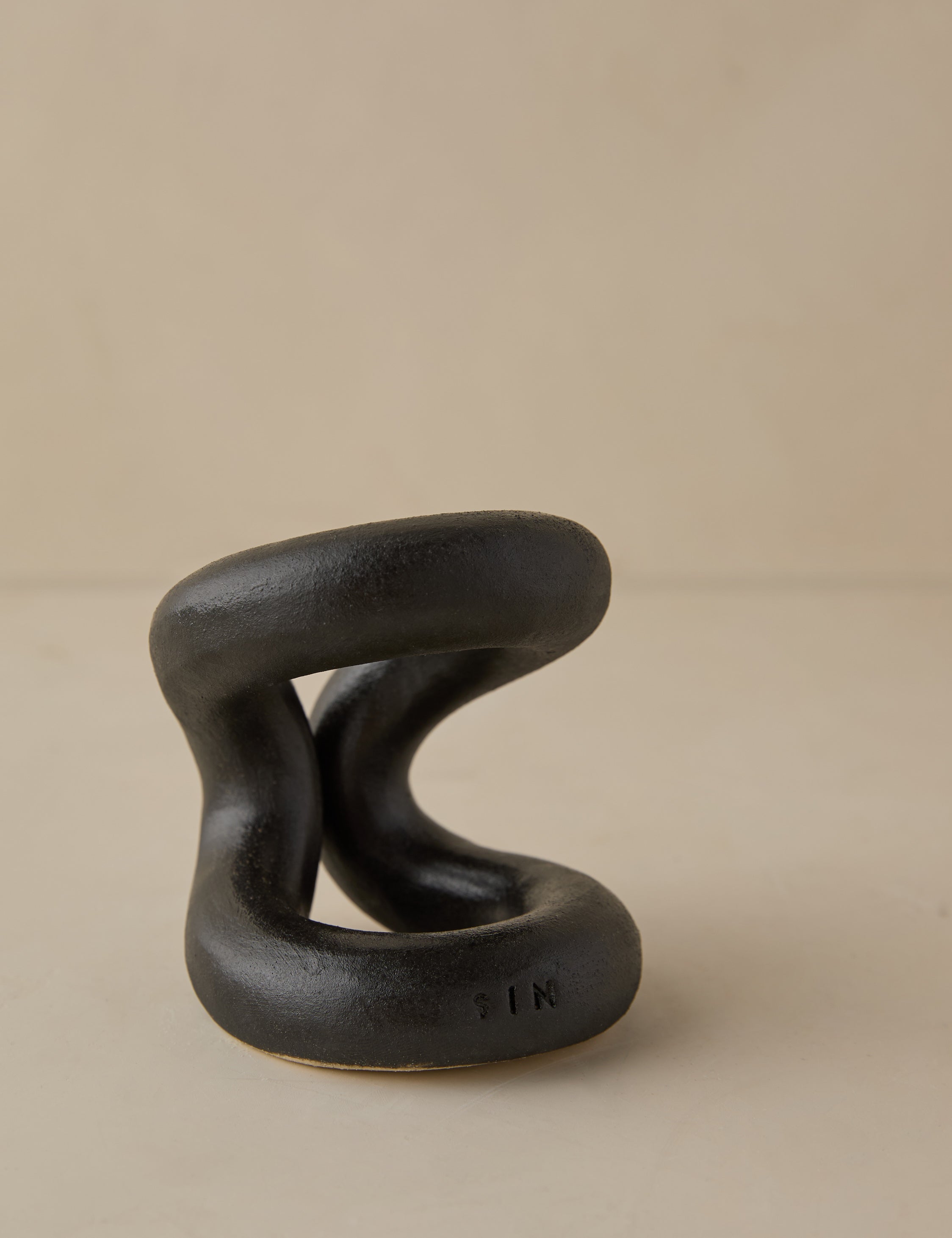 Ood Toothbrush Holder by SIN