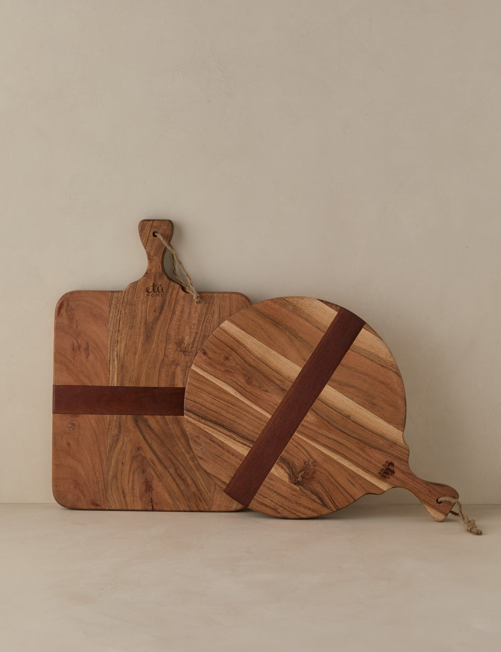 Spanish Cutting Boards (Set of 2) by etúHOME