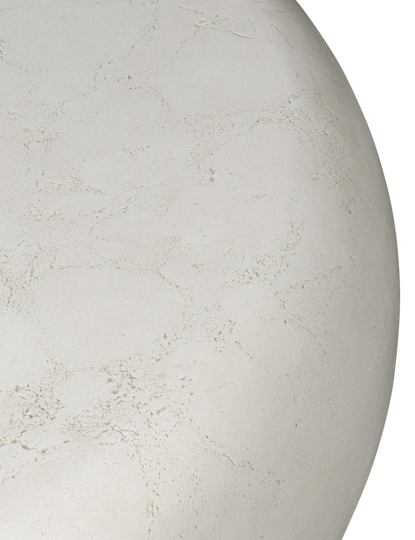 Sosie Indoor / Outdoor Round Coffee Table