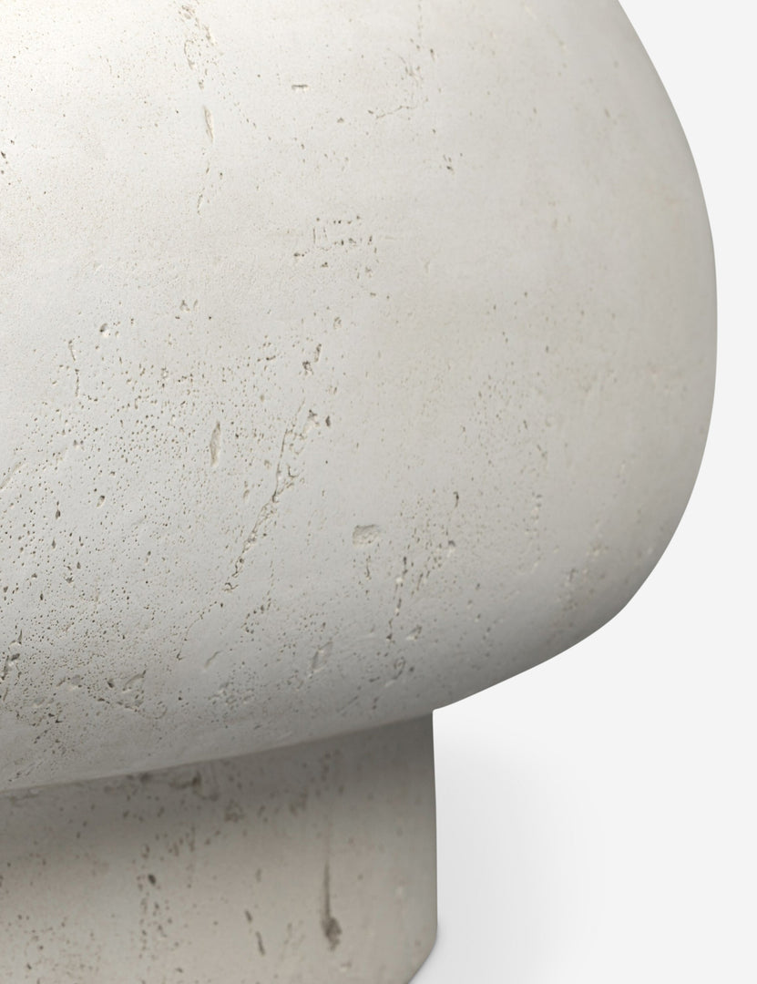 Sosie Indoor / Outdoor Round Coffee Table