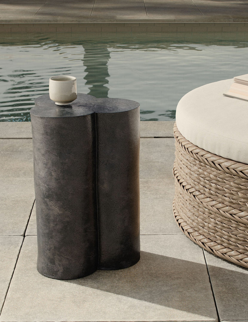 Berlin Indoor / Outdoor Side Table