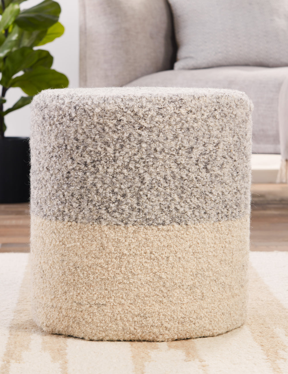 Ulla Boucle Pouf