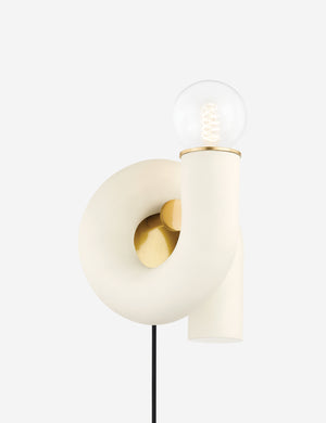 Ludo Plug-In Wall Sconce