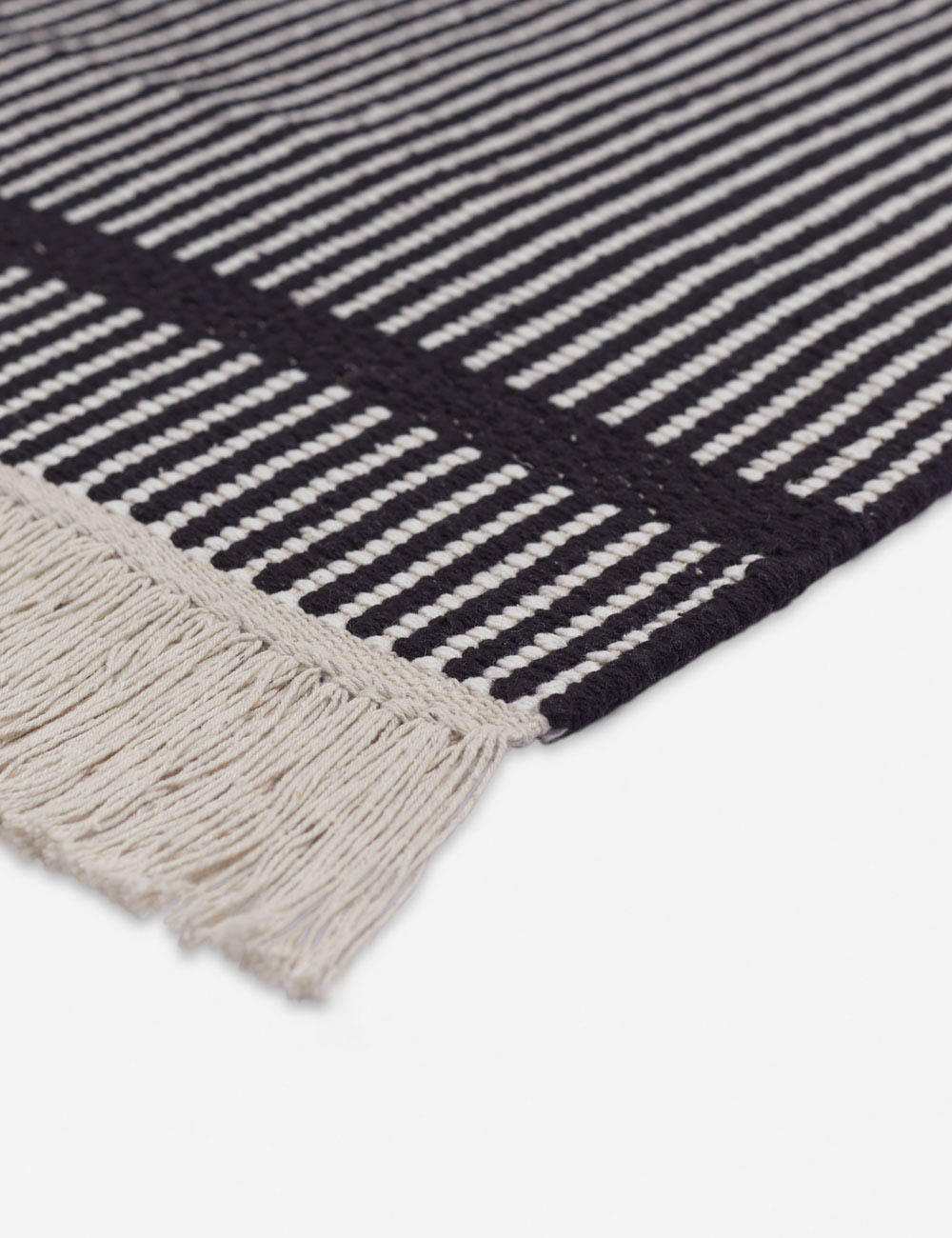 Ines Handwoven Cotton Fringed Bath Mat