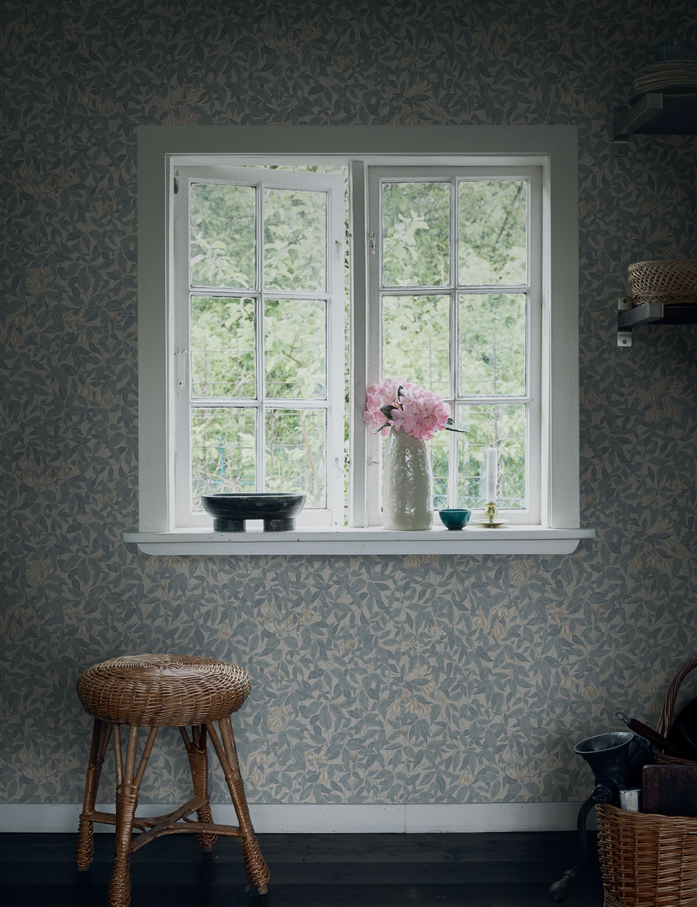 Scalamandre Linnea Wallpaper by Sandberg