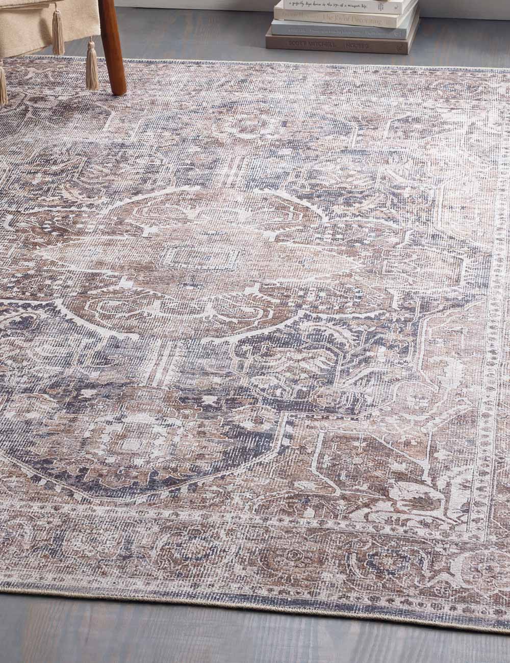 Caspian Washable Vintage-Inspired Rug