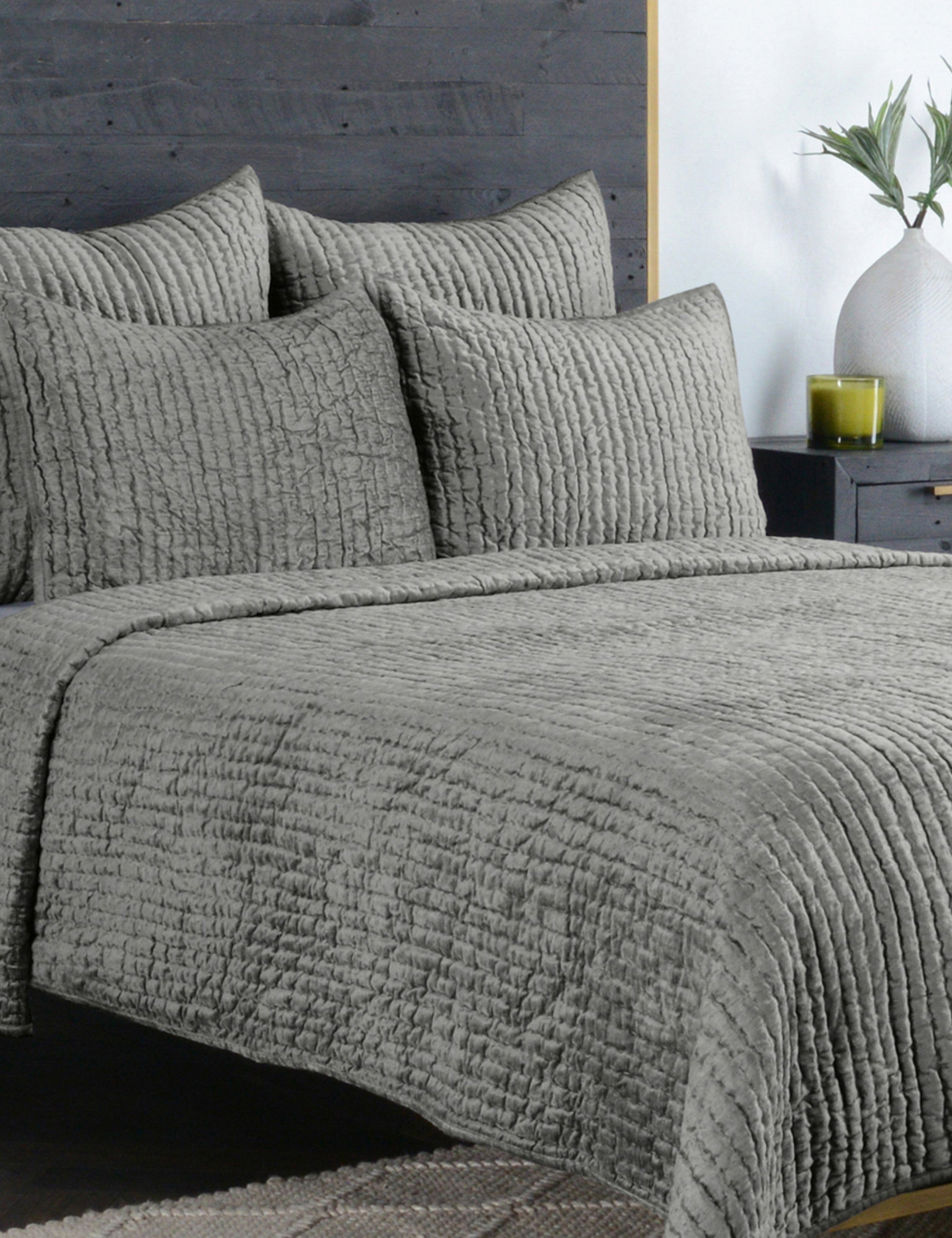 Giulia Hand-Stitched Quilt